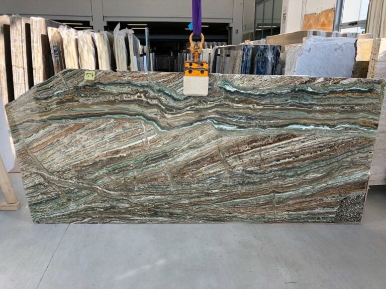 Onyx: colors, characteristics, composition and uses | Dedalo Stone